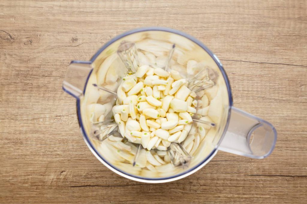 How to Make Homemade Garlic Paste - Nurtured Homes